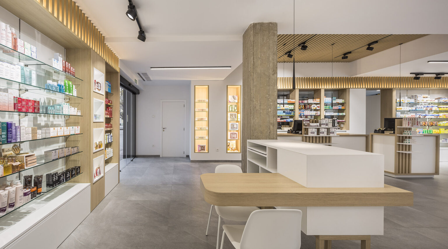 Farmacia Ana Redondo - Destudio